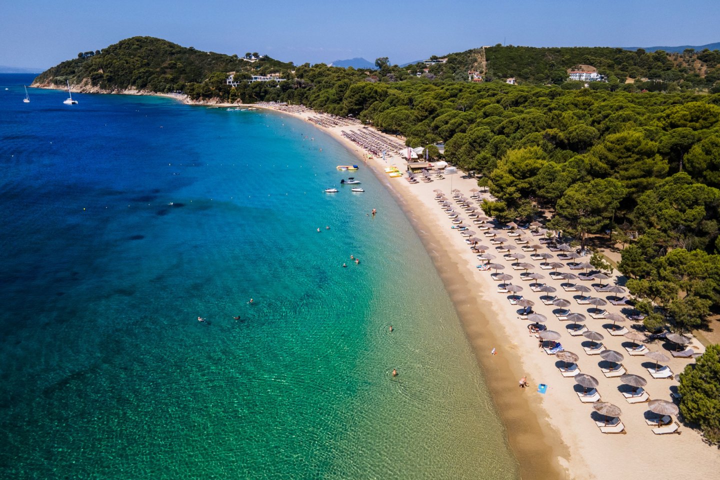 Pláž Koukounaries - Skiathos | Cestujlevne.com