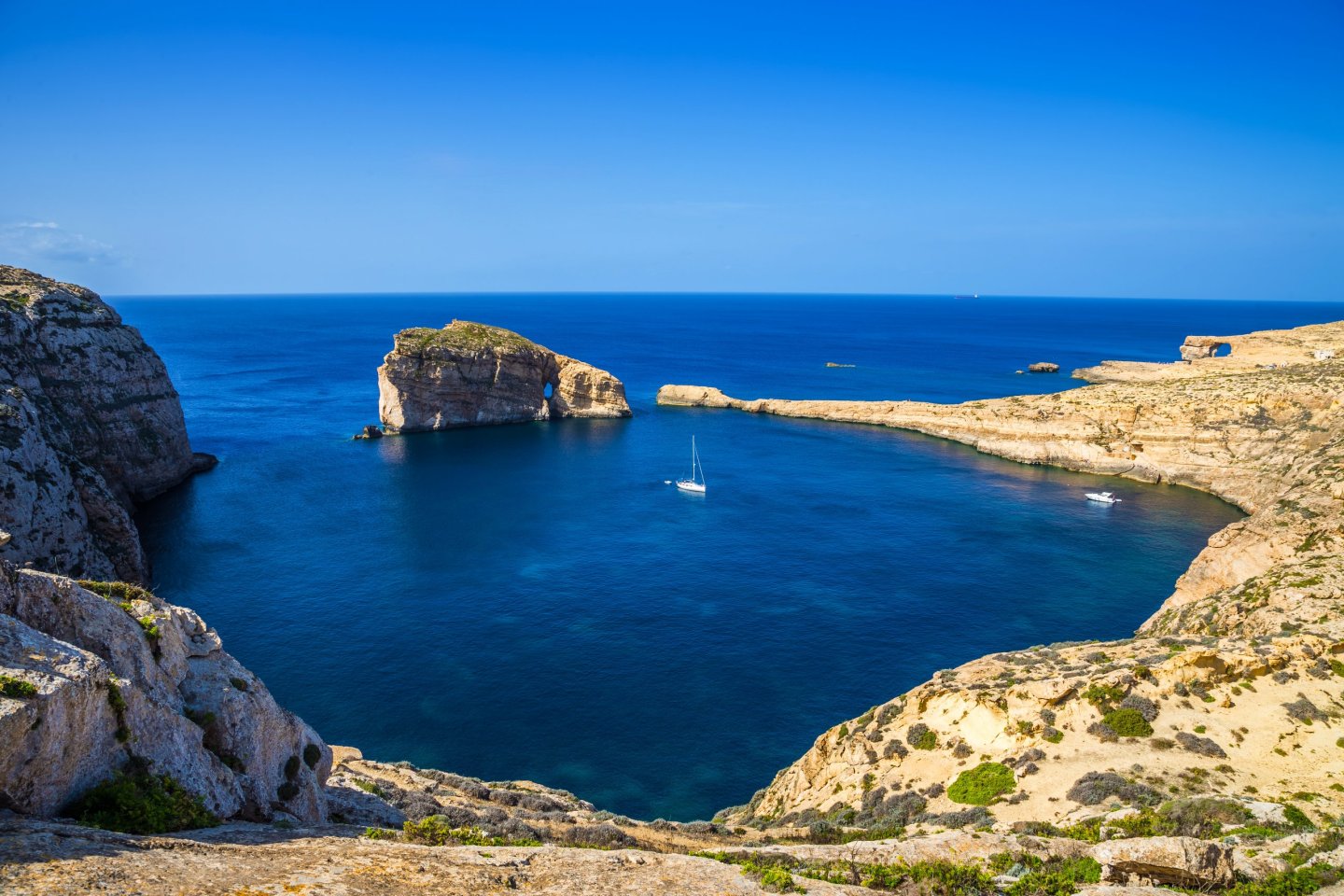 Dwejra - Gozo, Malta | Cestujlevne.com
