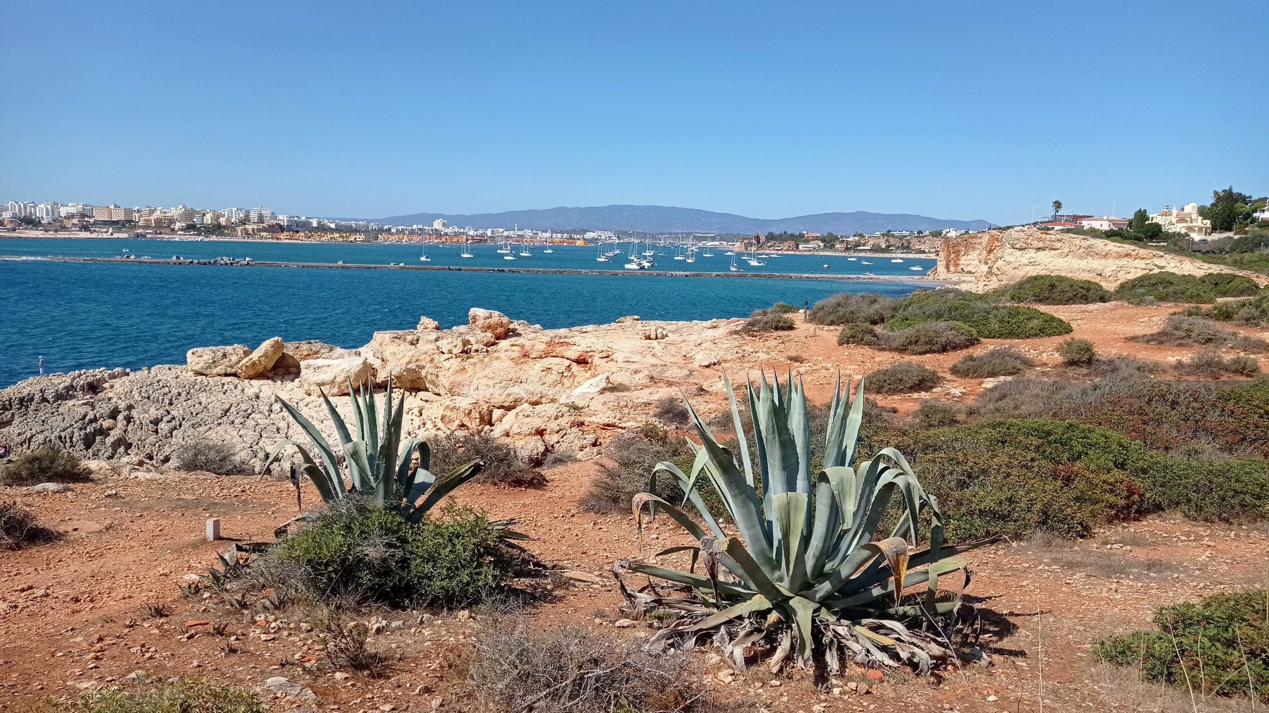 Portugalsko Algarve - nejkrásnější pláže a treky po pobřeží