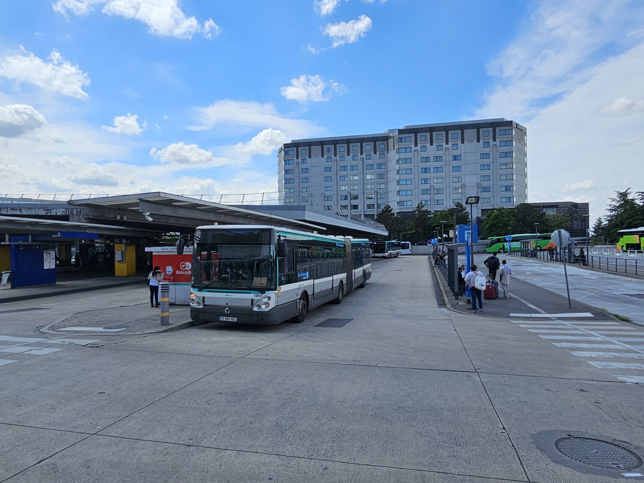 Doprava z letiště Paříž Charles de Gaulle CDG: můj tip, co zvolit