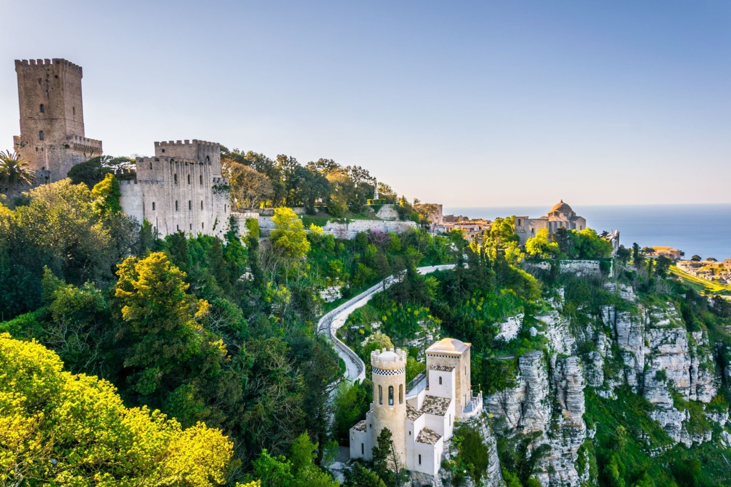 Erice - Sicílie | Cestujlevne.com