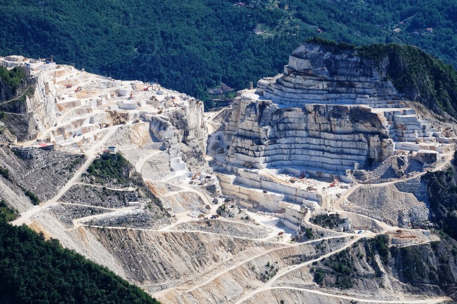 Carrara: mramorové doly - Toskánsko | Cestujlevne.com