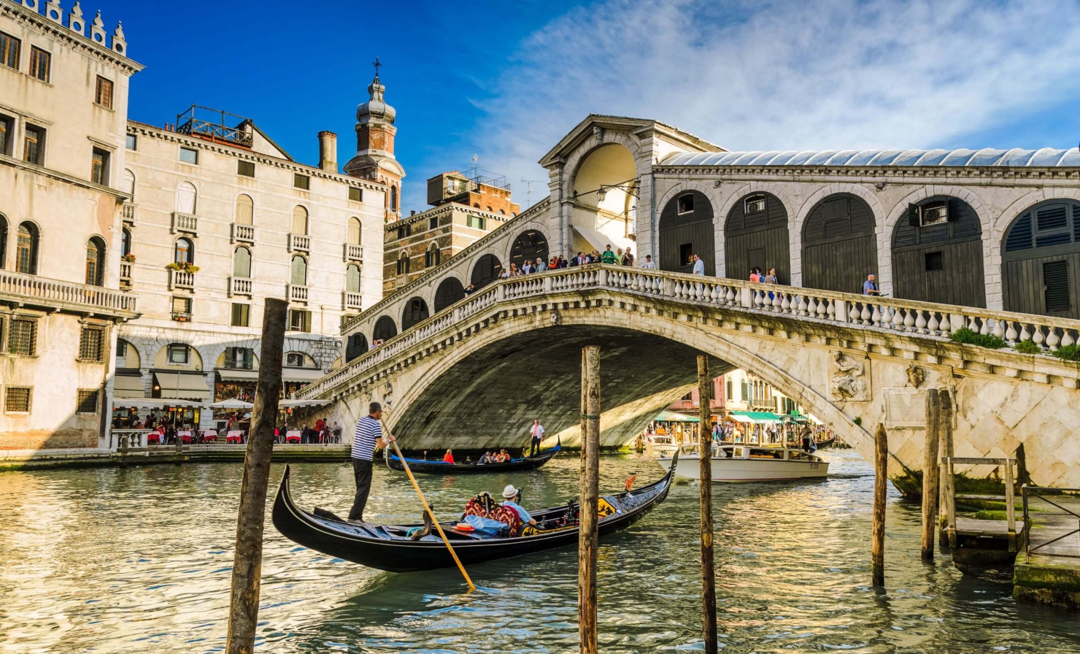 Ponte di Rialto - most v Benátkách | Cestujlevne.com
