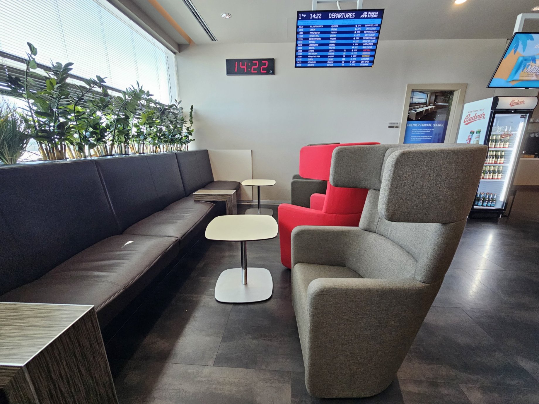 Recenze Erste Premier Lounge na letišti Praha