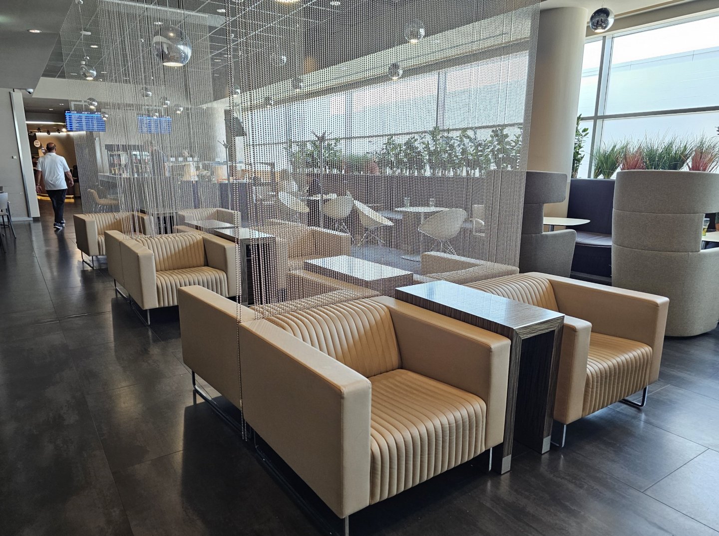 Recenze Erste Premier Lounge na letišti Praha