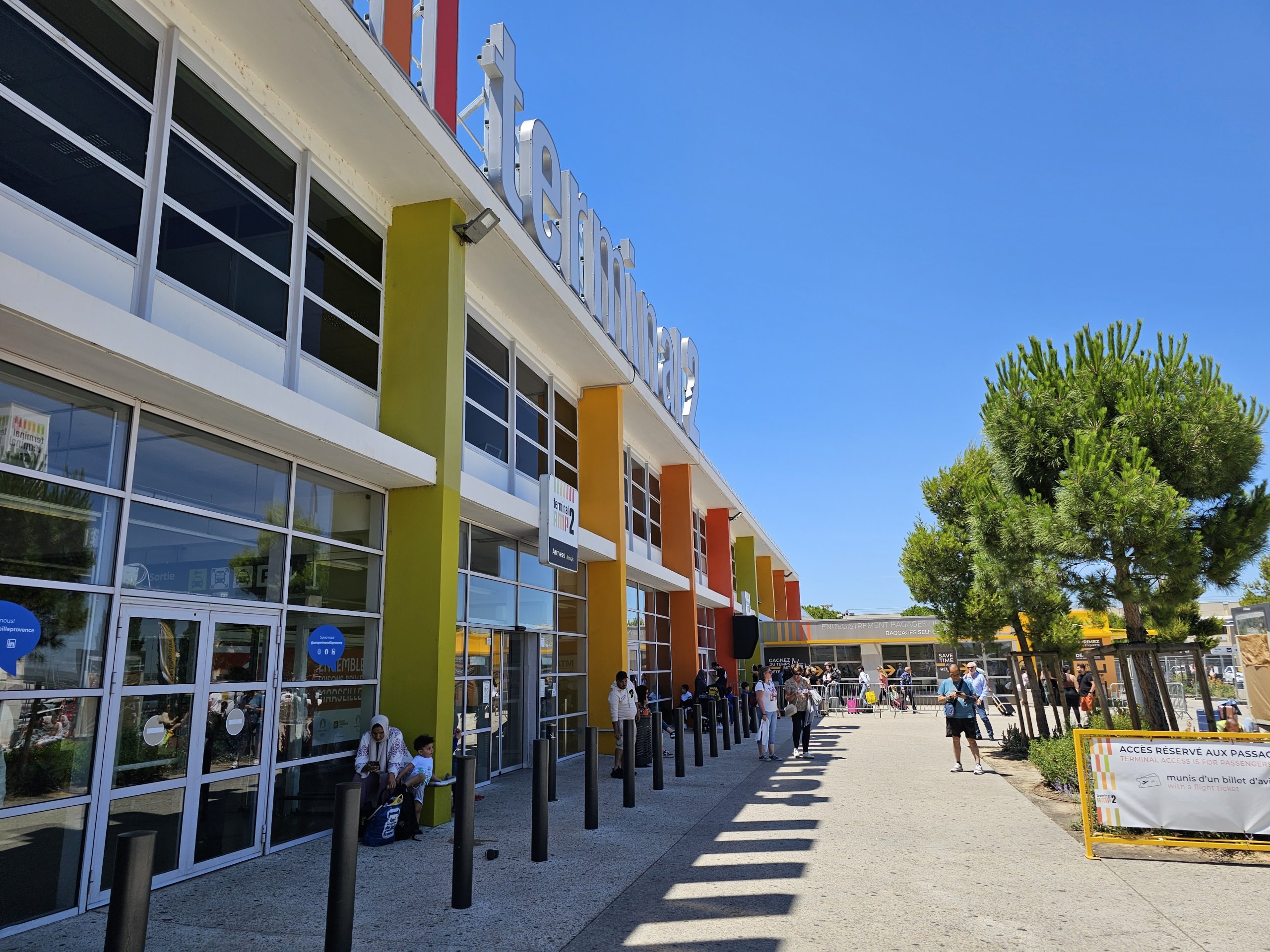 Terminály, mapa a přestup na letišti Marseille Provence (MRS ...