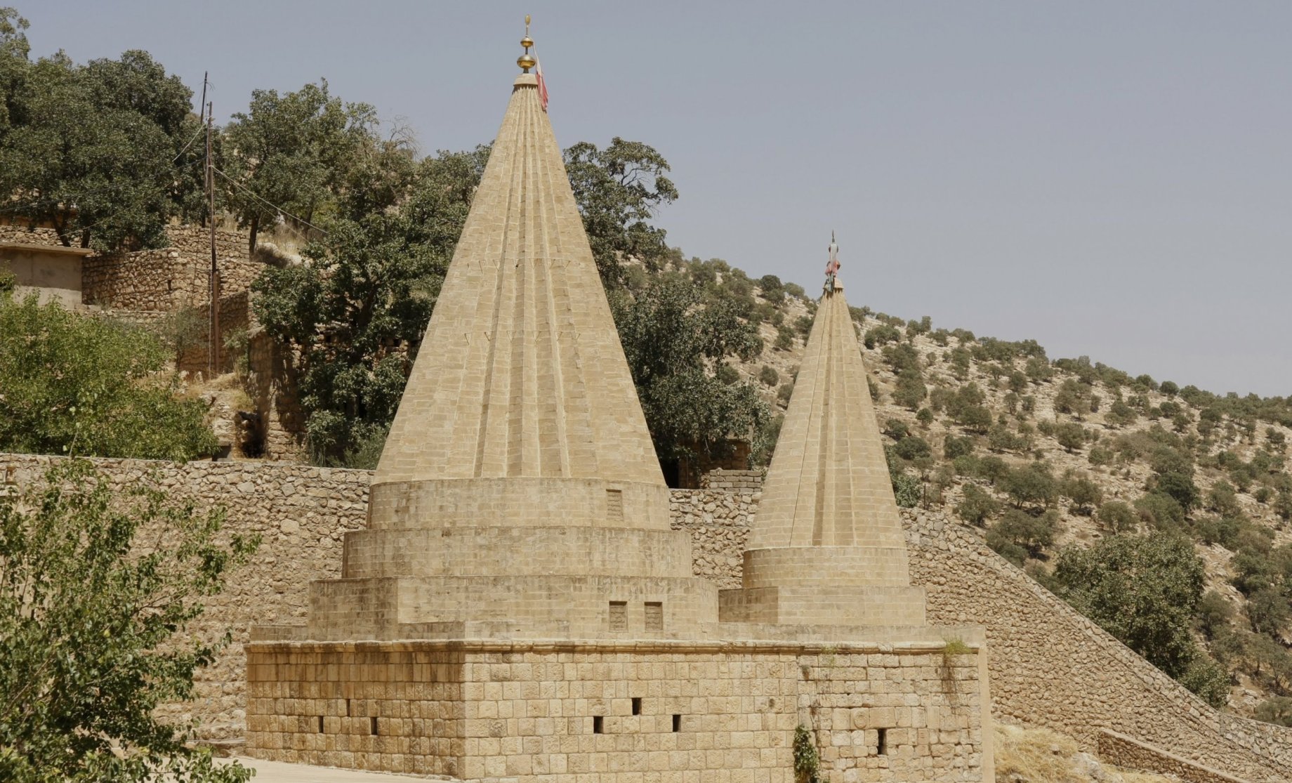 Lalish - Irák | Cestujlevne.com