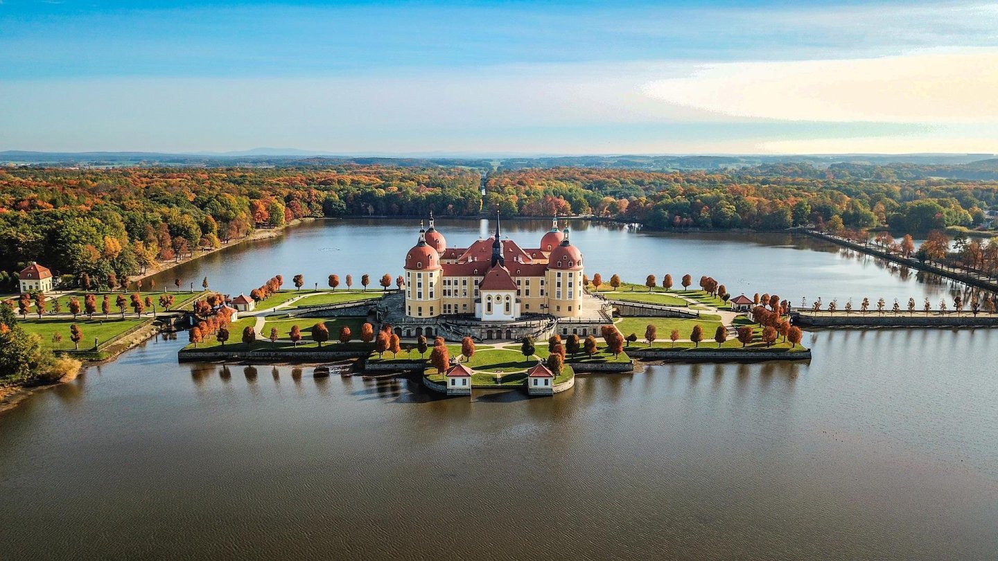 Moritzburg - Sasko | Popelčin zámek | Cestujlevne.com