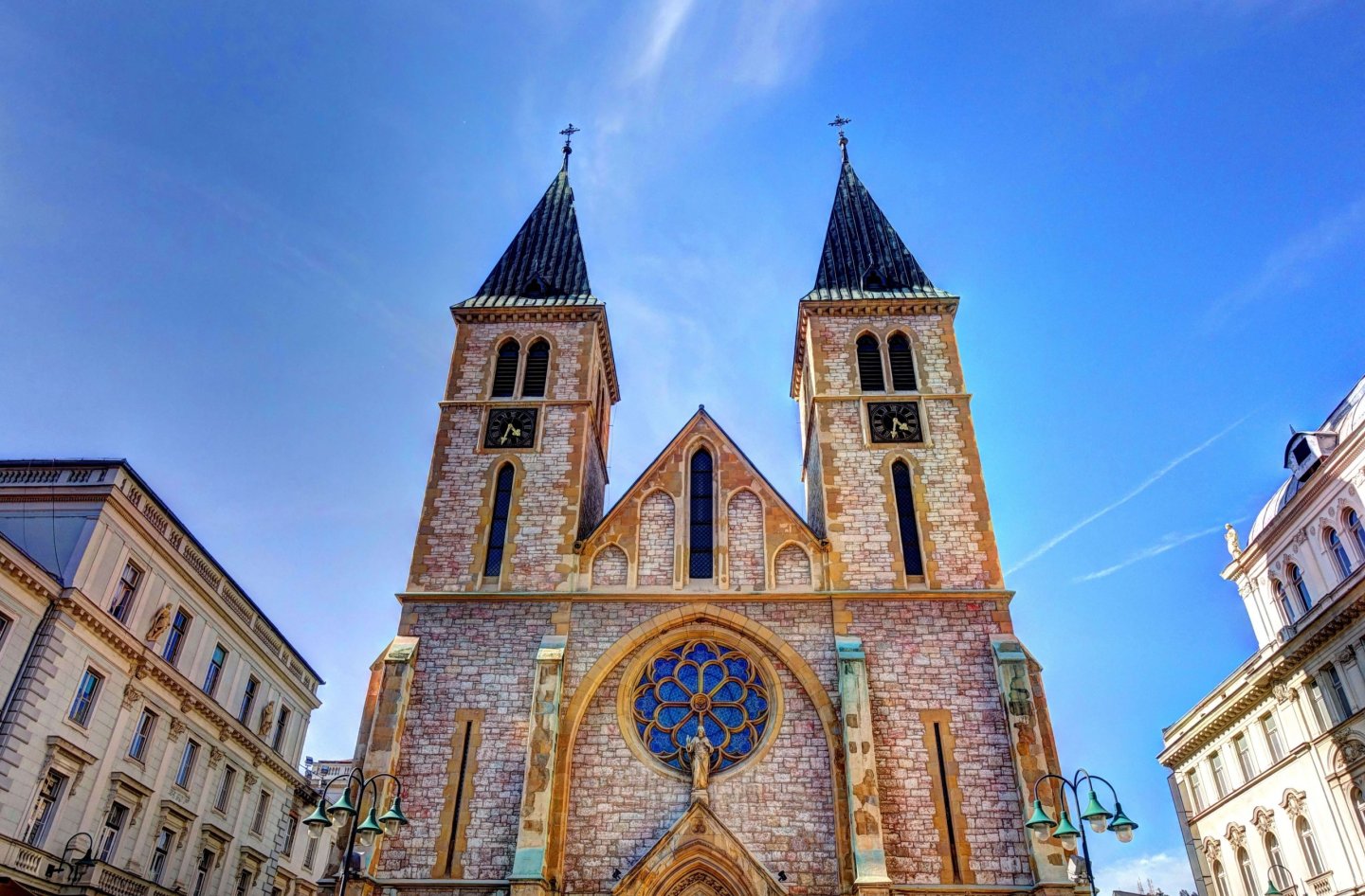Katedrála Srdce Ježíšova - Sarajevo | Cestujlevne.com